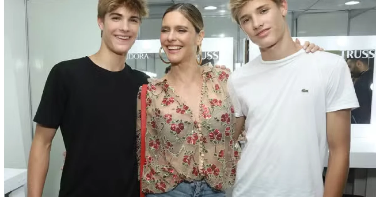 Fernanda Lima e seus filhos gêmeos, João e Francisco, brilham no SPFW ...